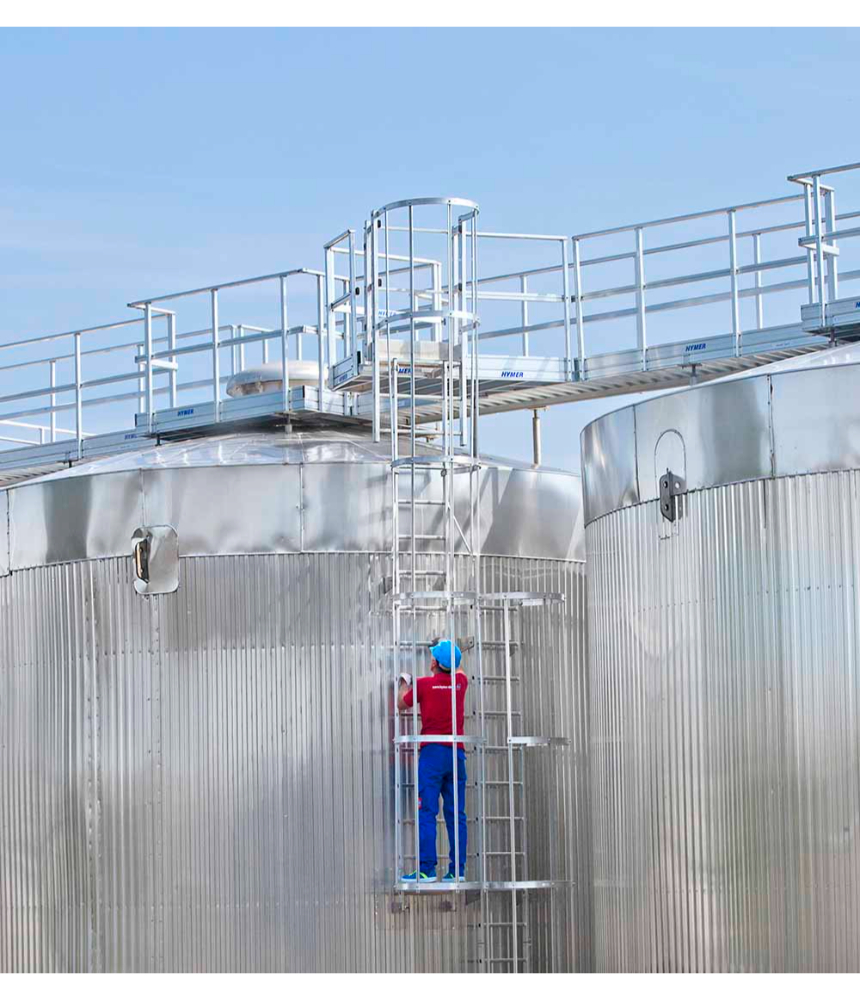 Water Storage Tank Roof Access Ladder Ladder On Storage Tank Hi Res